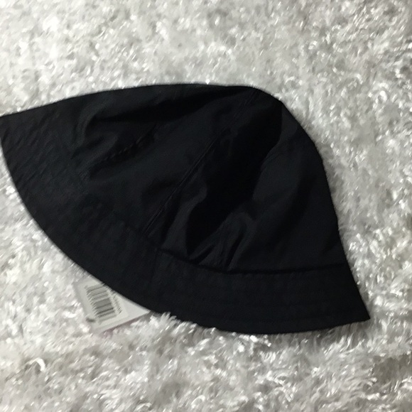 isotoner | Accessories | Isotoner Totes Rain Hat | Poshmark